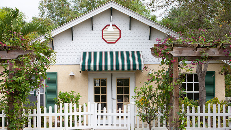 About Bridges Montessori | A Bright Horizons Montessori School